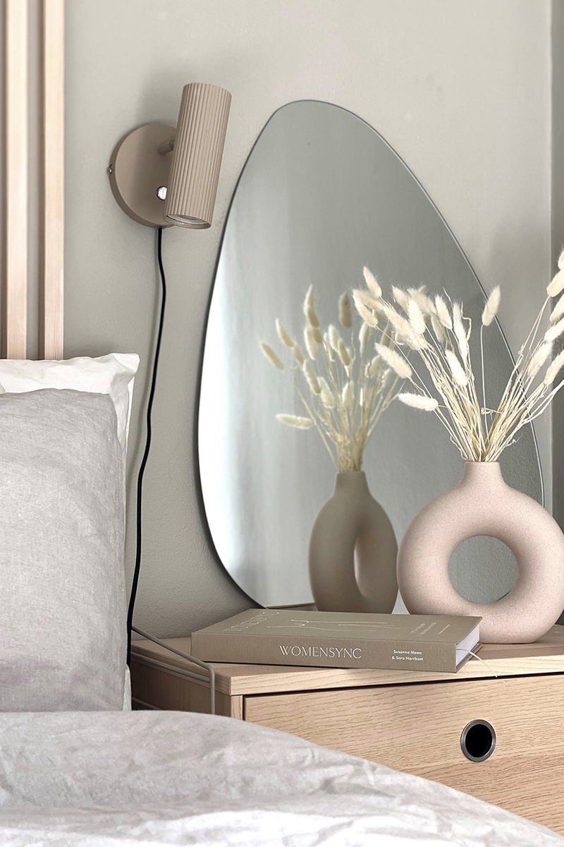 Wall Lamp Hubble — Globen Lighting